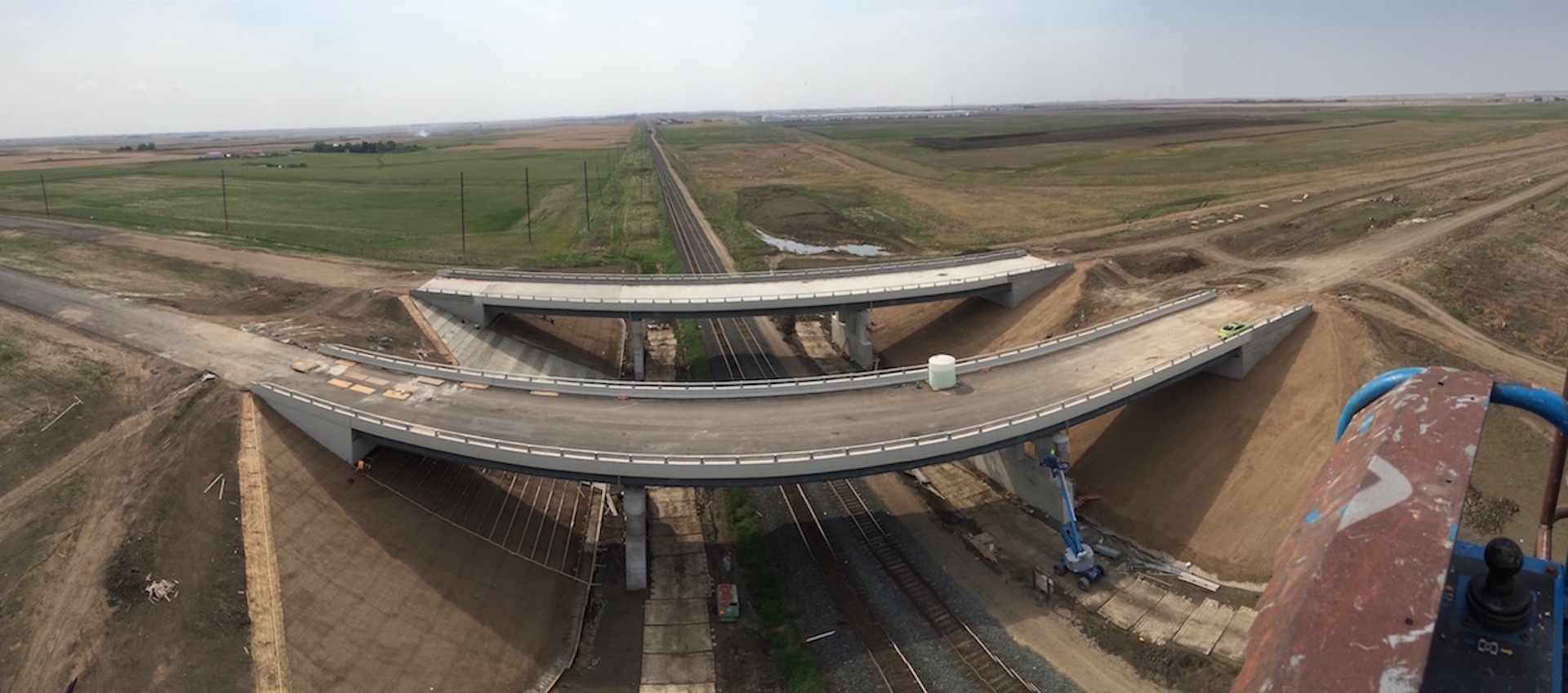 Westridge Construction | Twin Overhead Bridges Over CPR